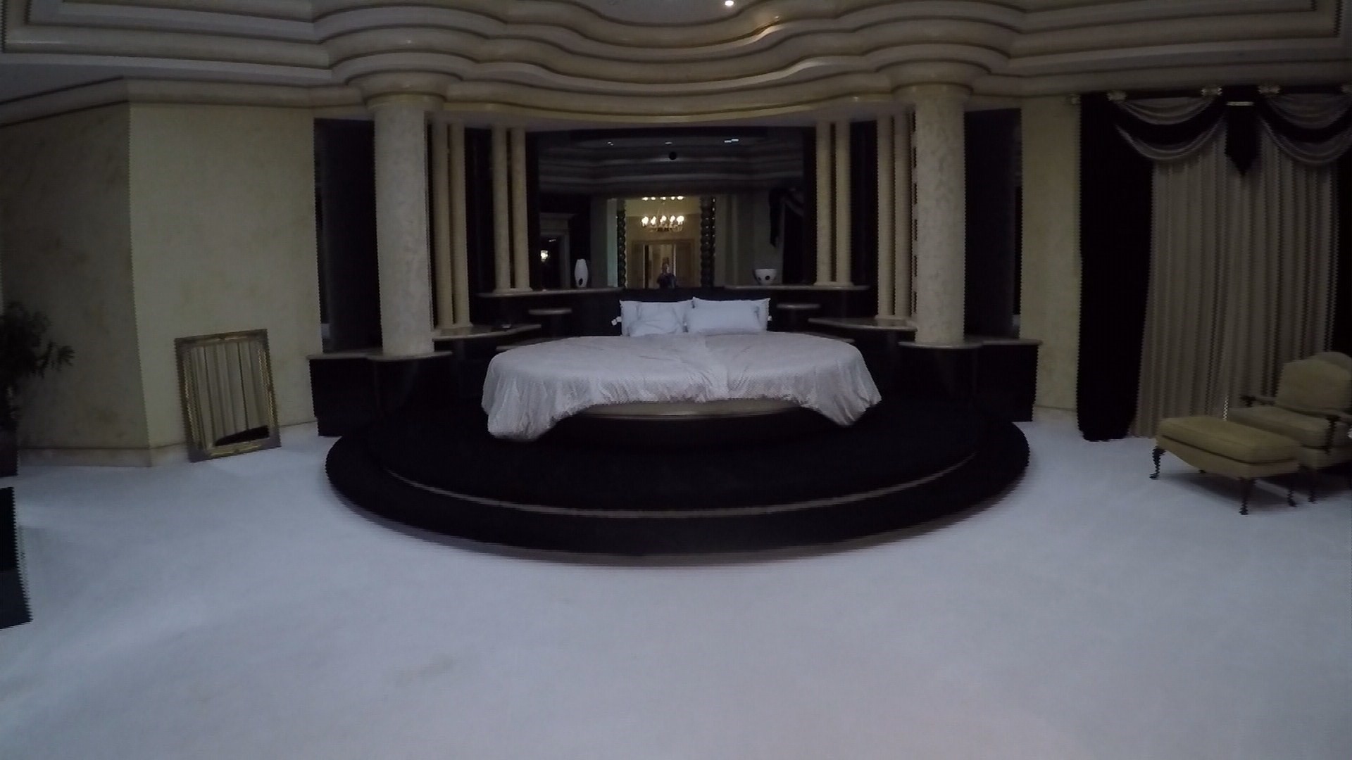 Take a look at Deion Sanders' former Texas mansion | wnep.com