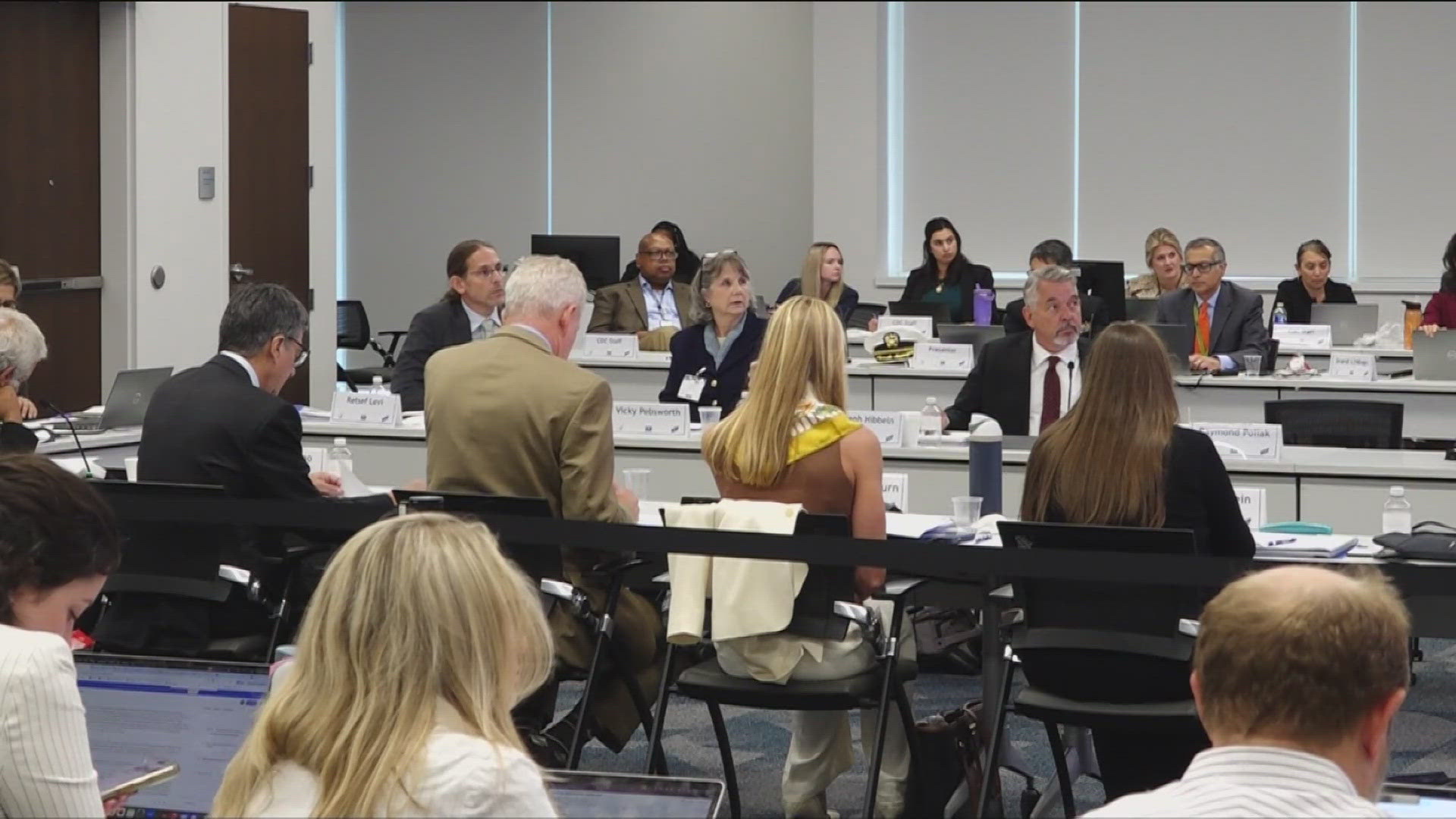 CDC advisers decline COVID-19 vaccine recommendation | weareiowa.com