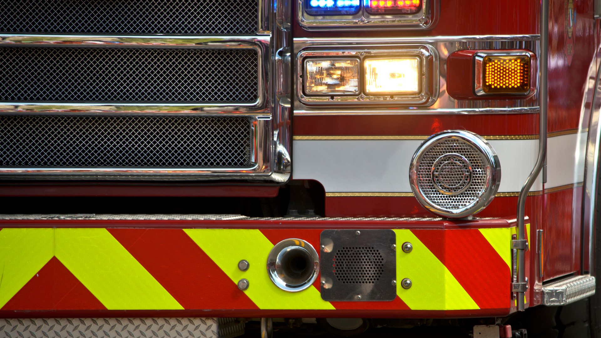 IndyCar trailer fire on I-74 in Colona under investigation | wqad.com