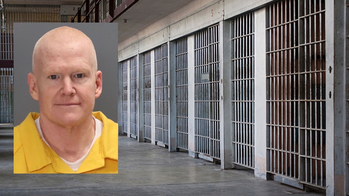 Alex Murdaugh's in prison | Ex-dormmate describes life with him | fox43.com