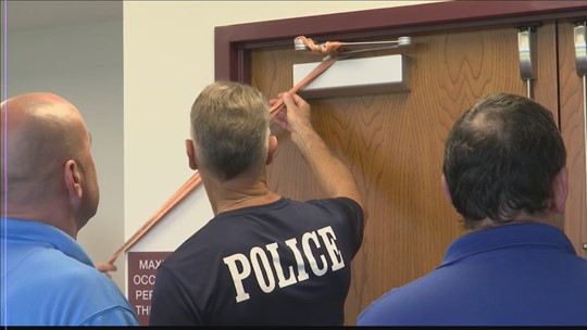 Police officers learn active shooter survival strategies with ALICE ...