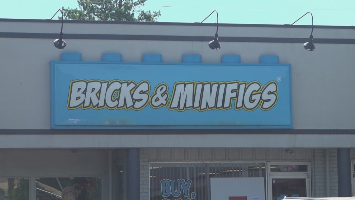Bricks & Minifigs in Oregon accused of theft, impacting sales across ...