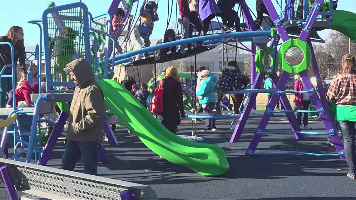 Sandra Moon Complex opens new park for community | rocketcitynow.com