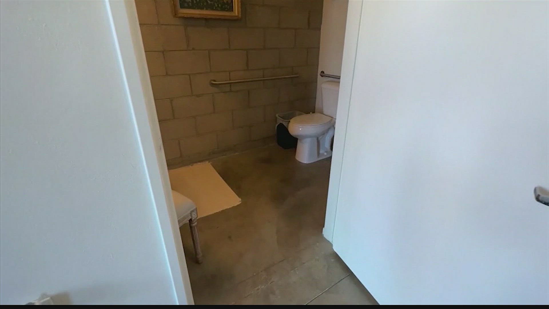 Rent-a-toilet? | rocketcitynow.com