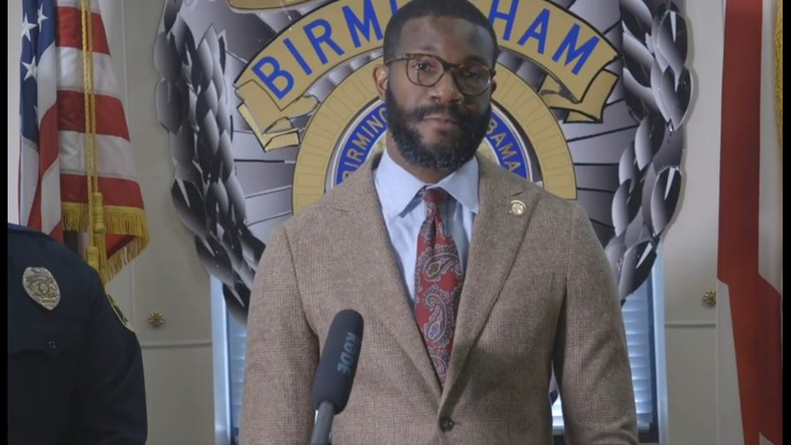 Birmingham mayor Randall Woodfin hospitalized with COVID-19 ...