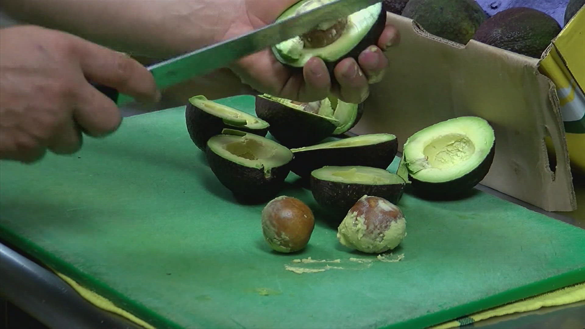 Avocado Hand: The rising danger of cutting avocados and how to avoid it ...