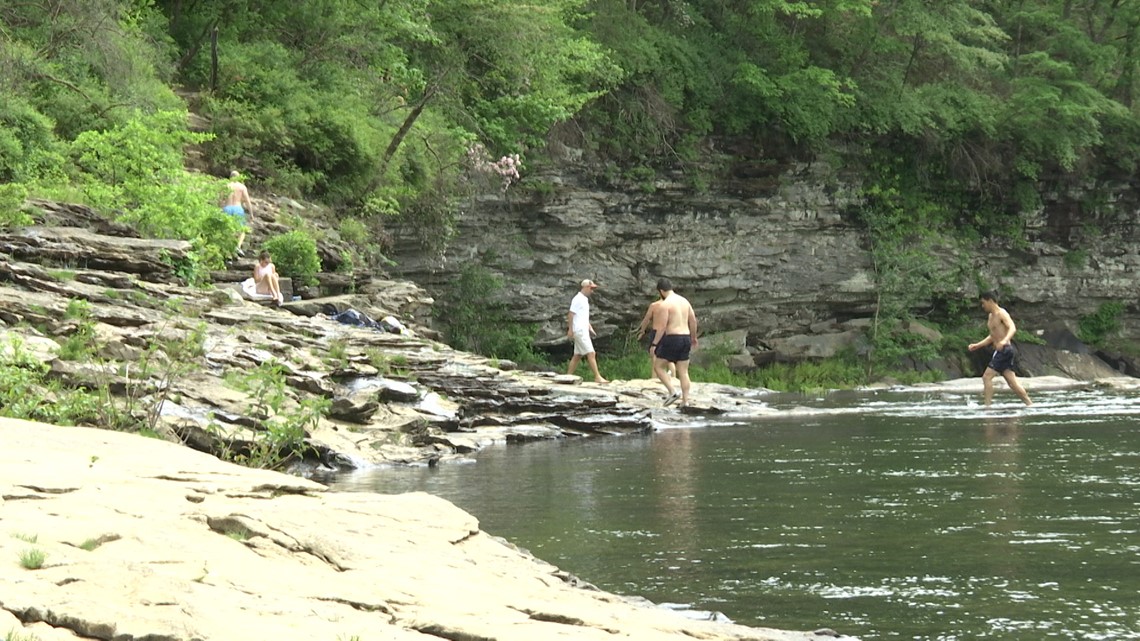 A day at Little River Canyon: A North Alabama hidden gem ...
