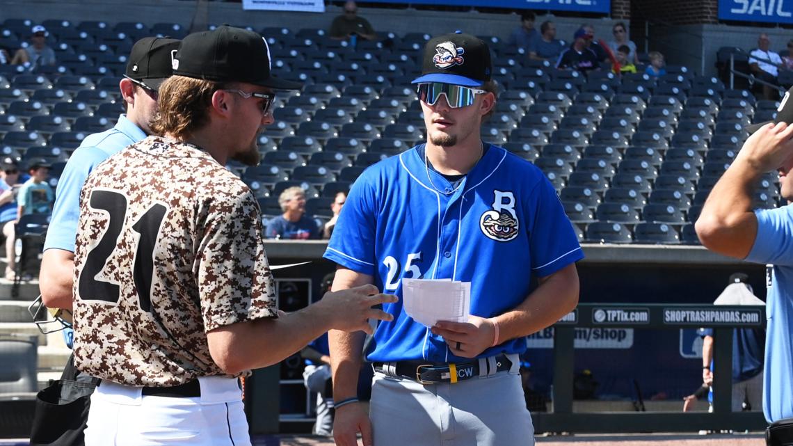 Trash Pandas end first half with 4-2 loss to Shuckers | rocketcitynow.com