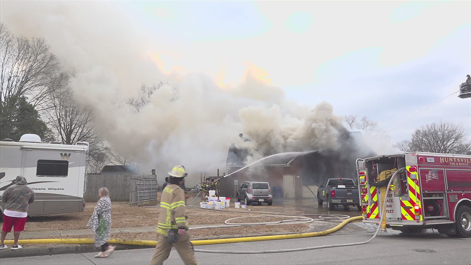 Fire on Essex Drive Wednesday leaves one firefighter hurt and two ...