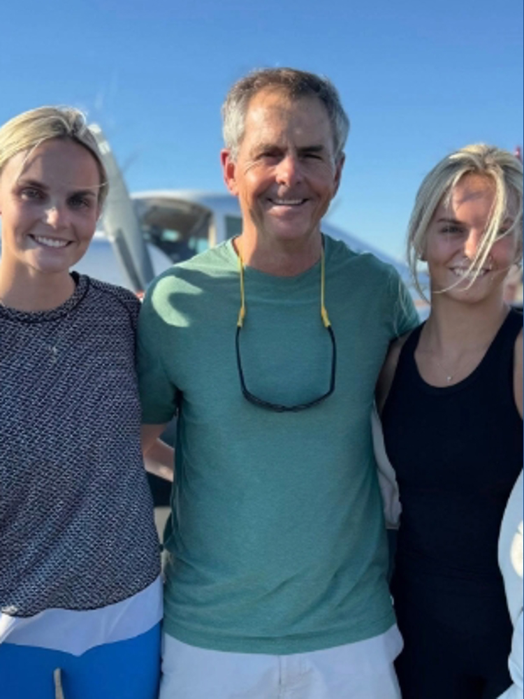 Flight data offers new details on plane crash that killed 3 from ...
