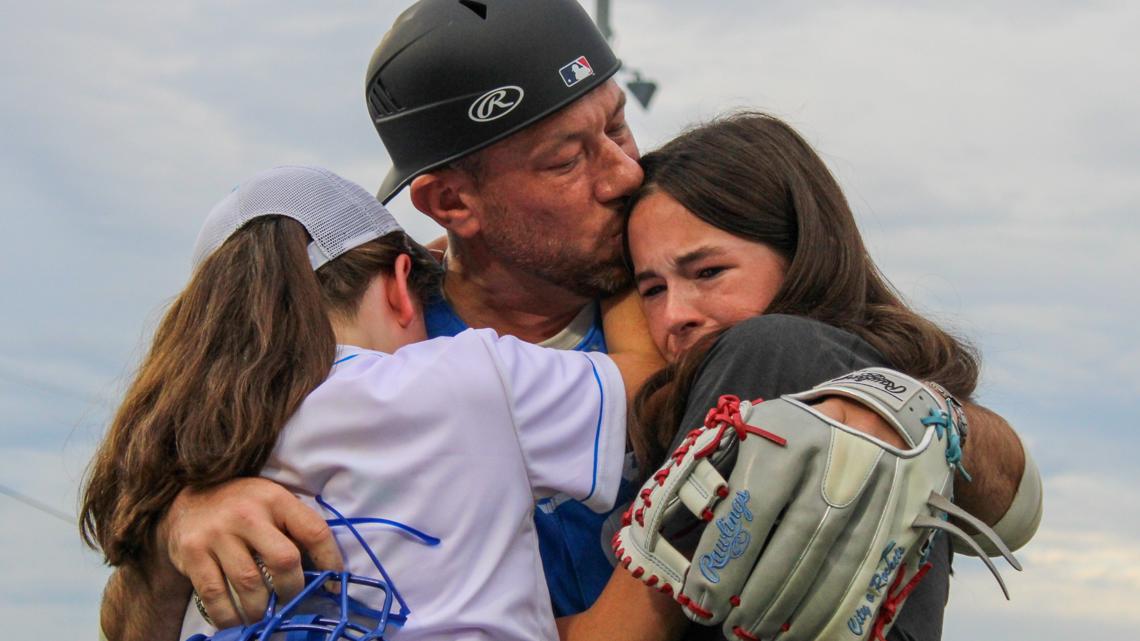 Watch the moment a military dad surprises his daughter during first ...