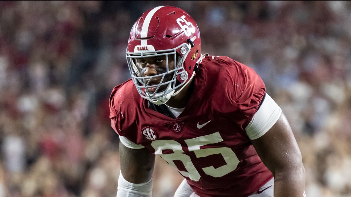 Alabama right tackle JC Latham announces plans to enter the NFL draft ...