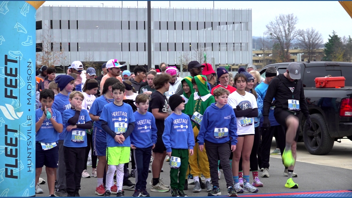 Huntsville City FC, Fleet Feet host festive holiday runs at Wicks ...