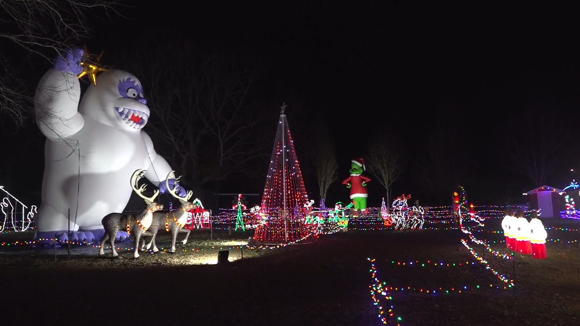 WATCH: A visit to Santa Land | rocketcitynow.com