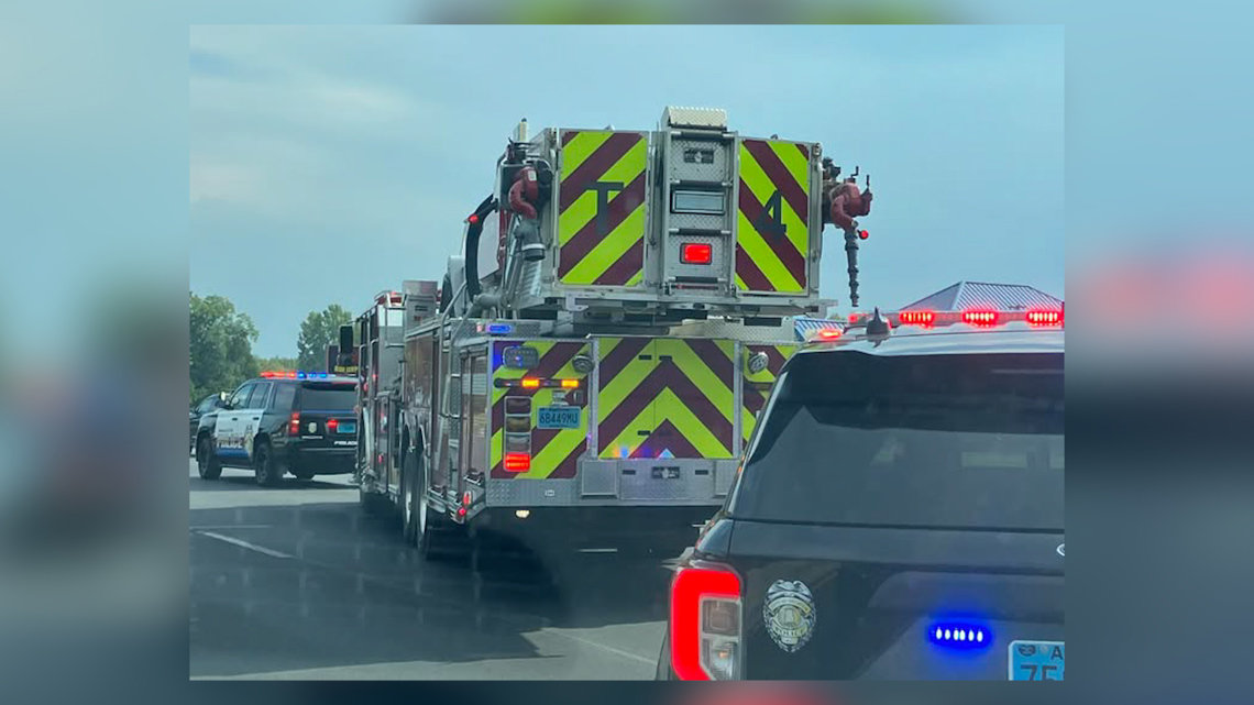 Fatal two-car crash disrupts Decatur traffic | rocketcitynow.com