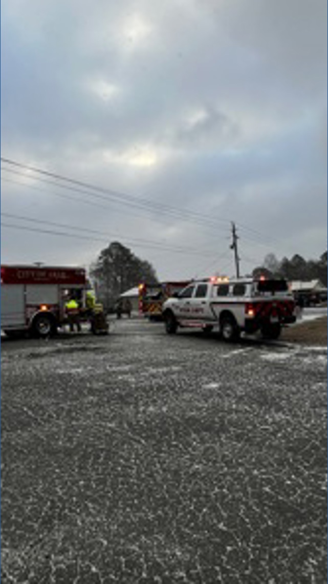 Firefighters battle fire at Arab building on North Brindlee Mountain ...