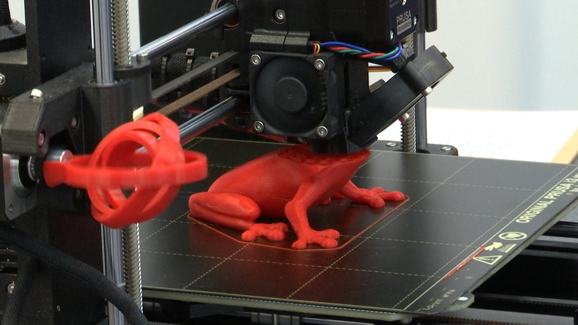 Makerspace unveiled at UAH Salmon Library | rocketcitynow.com