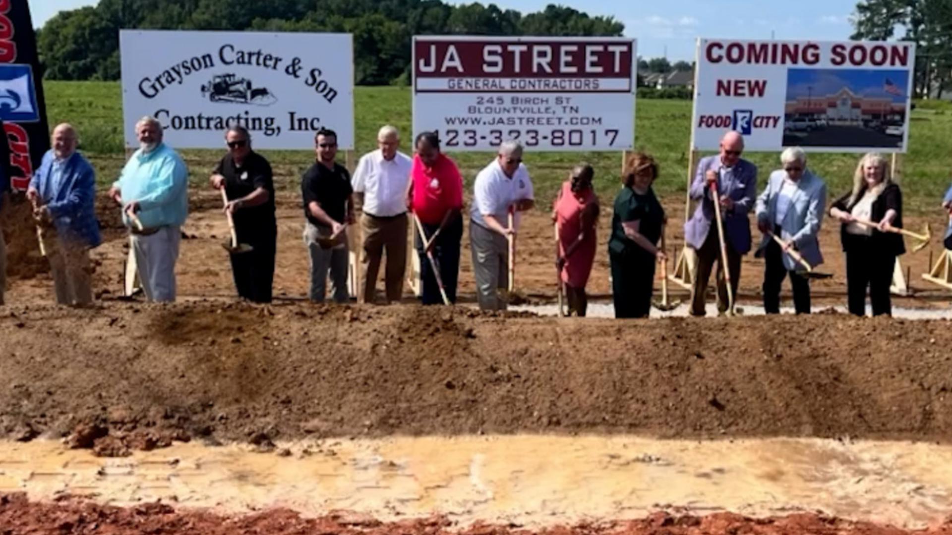 Food City breaks ground on new grocery store in Athens | rocketcitynow.com