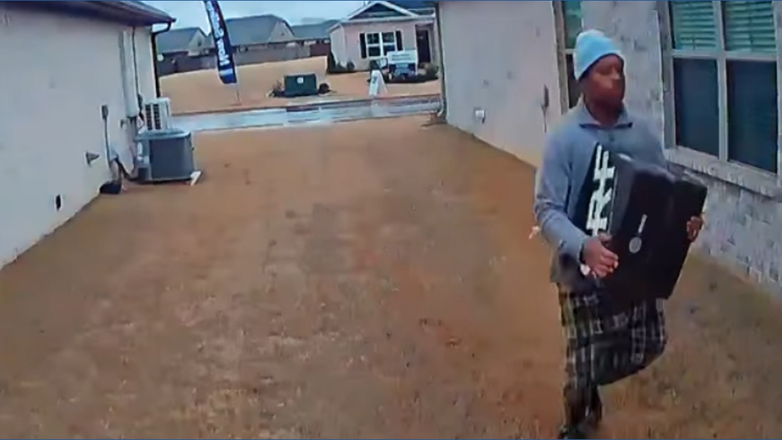 Madison County seeks public's help identifying Hazel Green package thief | rocketcitynow.com