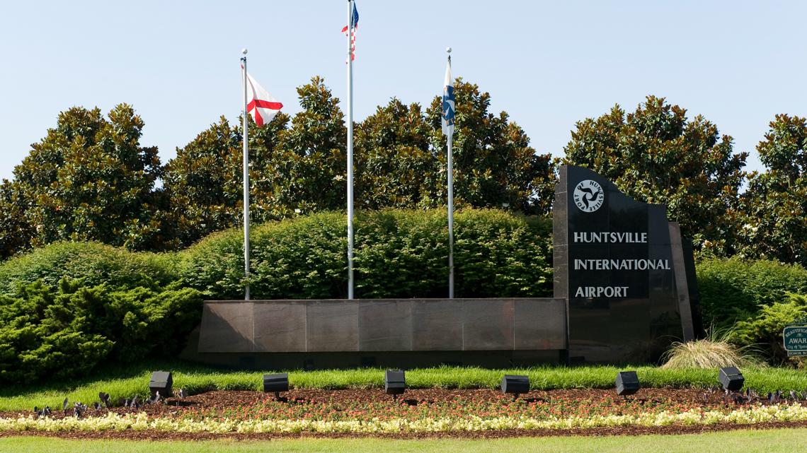 Flight aborts takeoff due to smoke at Huntsville Airport ...