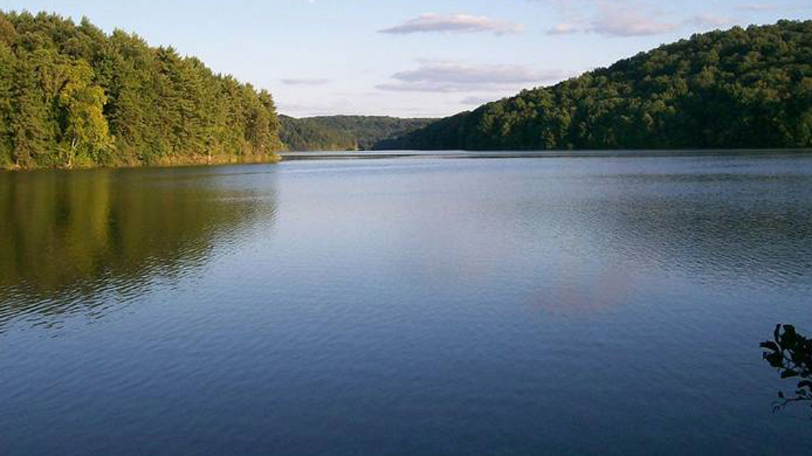 Three teens injured in Neely Henry Lake inflatable accident ...