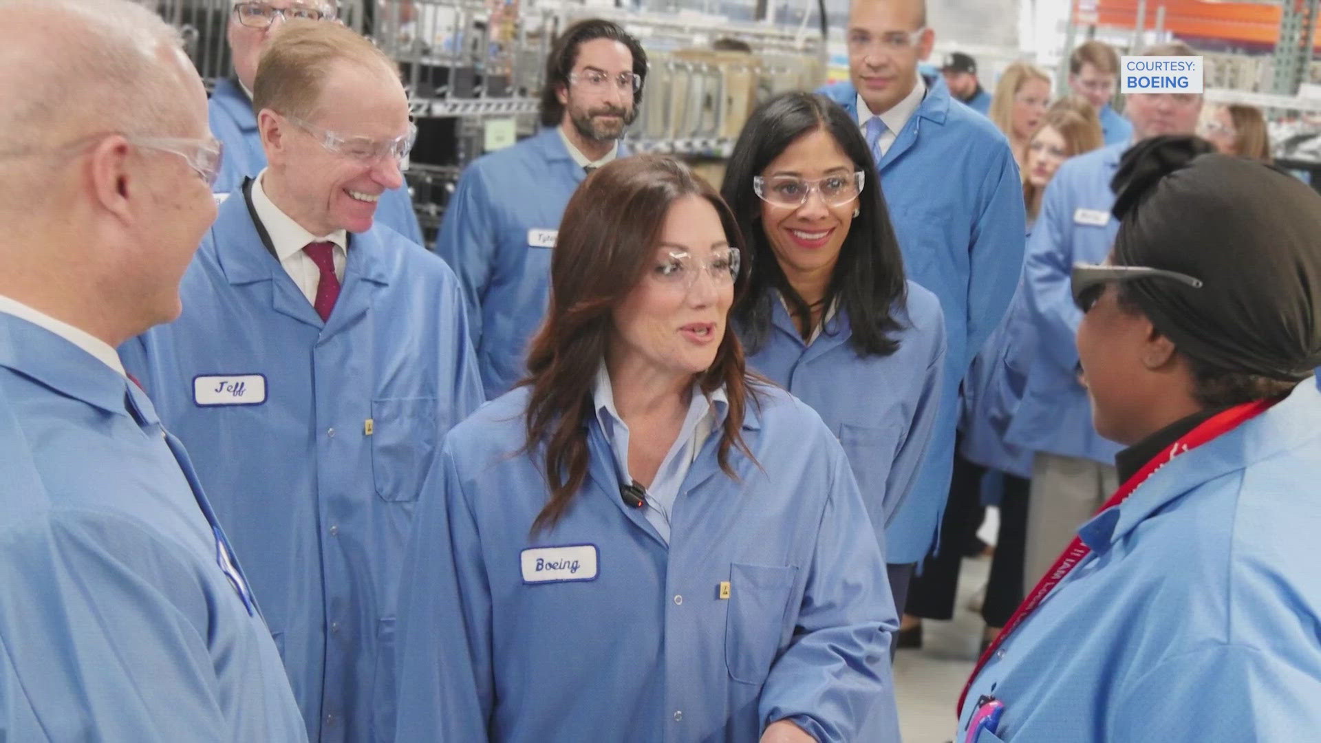 U.S. Labor Secretary Lori Chavez-DeRemer tours Boeing Huntsville ...