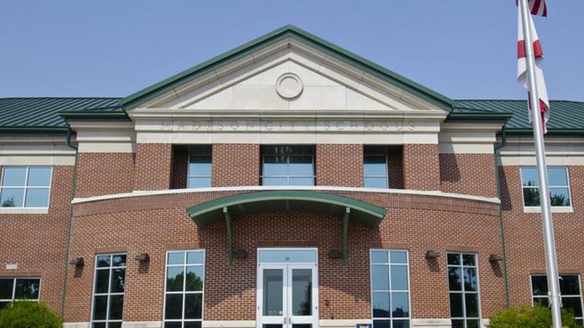 MCS adopting new AI policy for the 2023-2004 school year ...