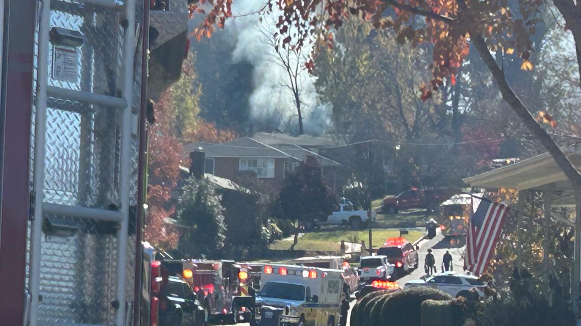 Two people hospitalized after fire on Dale Circle in Huntsville ...