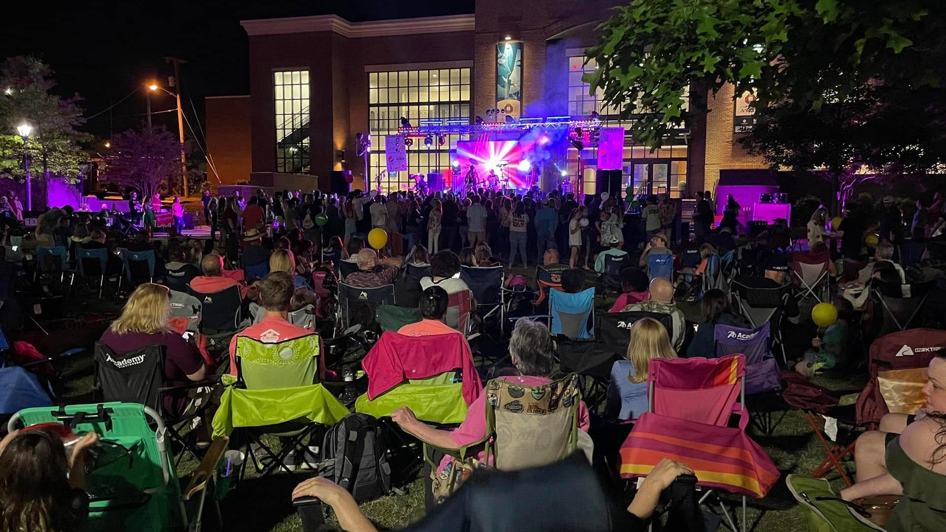 Live music and pet costumes at Decatur's Rock The Block this Friday ...