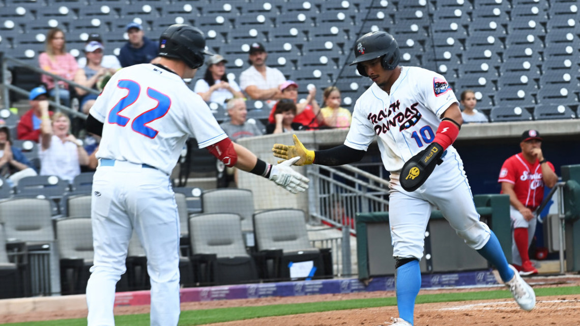 Trash Pandas top Lookouts 4-1 in opener | rocketcitynow.com