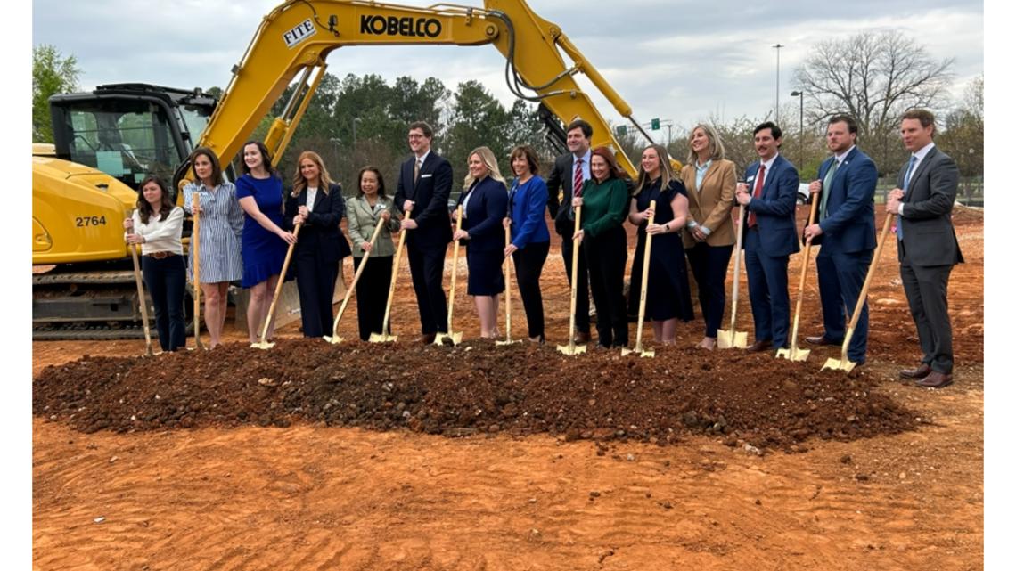 ServisFirst Bank celebrates 20 years in Huntsville with new Meridian ...