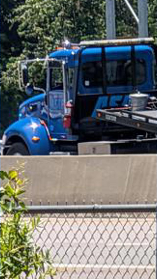 Crash blocks lanes on AL-255 southbound near Bradford Drive ...