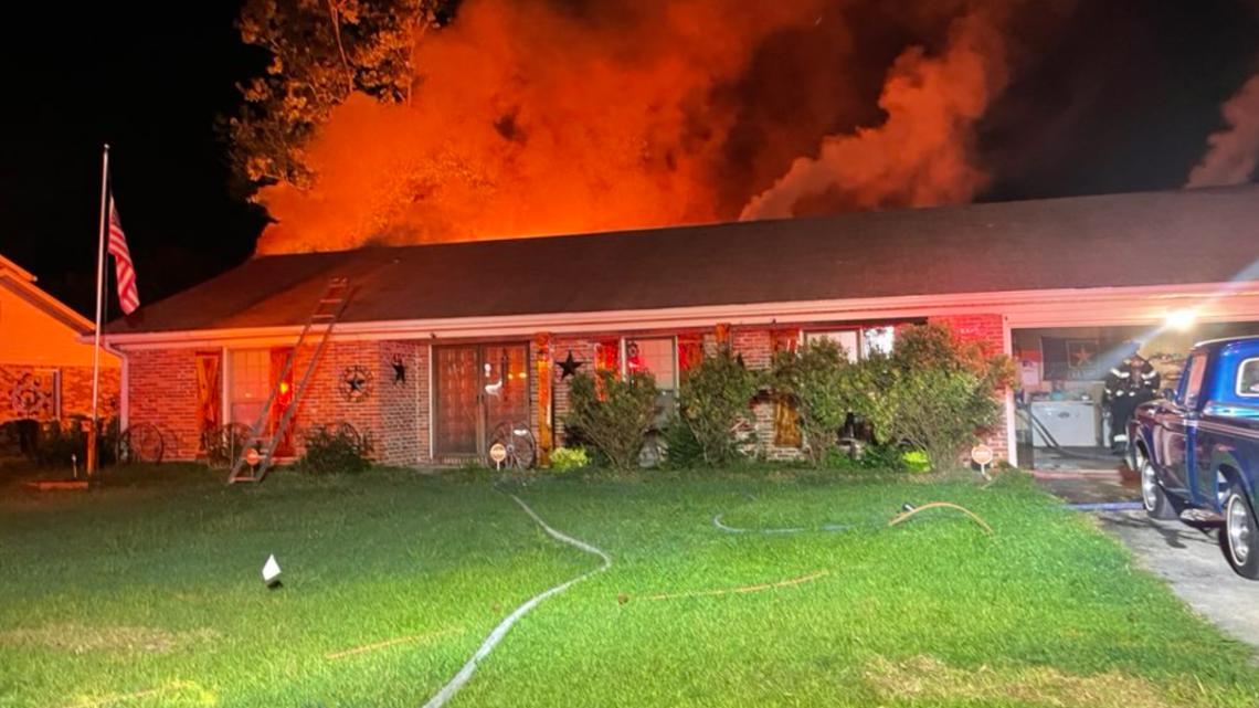 Decatur fire crews quickly extinguish early morning fire, no injuries ...