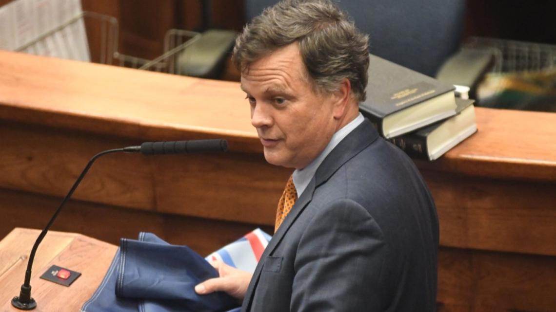 AL bill would require adult-size changing tables in public buildings ...