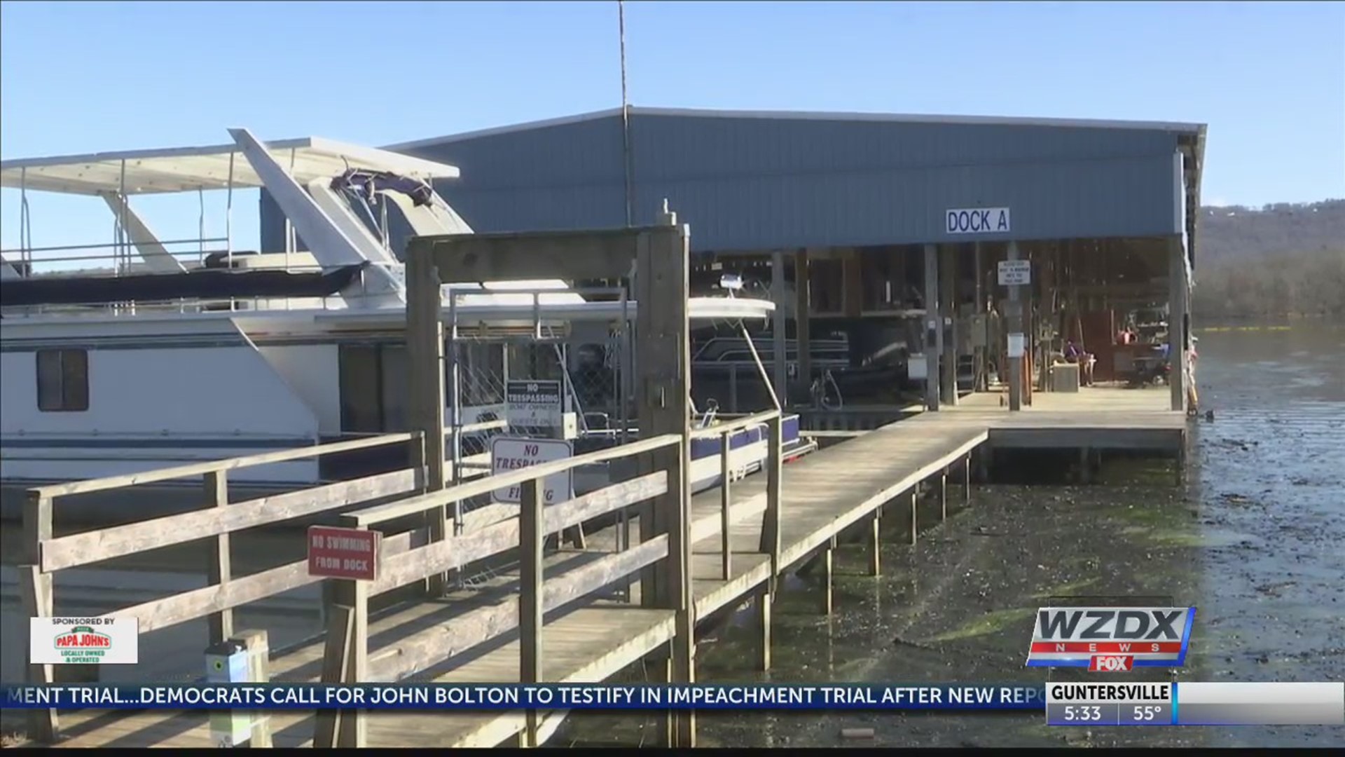 Houseboat community rallies together following boat dock fire ...