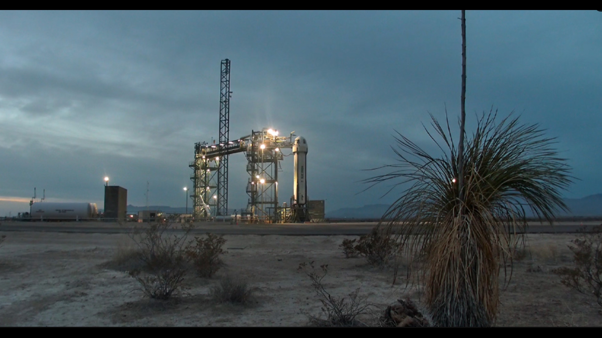 Blue Origin New Shepard launch scrubbed due to weather, tech issues ...