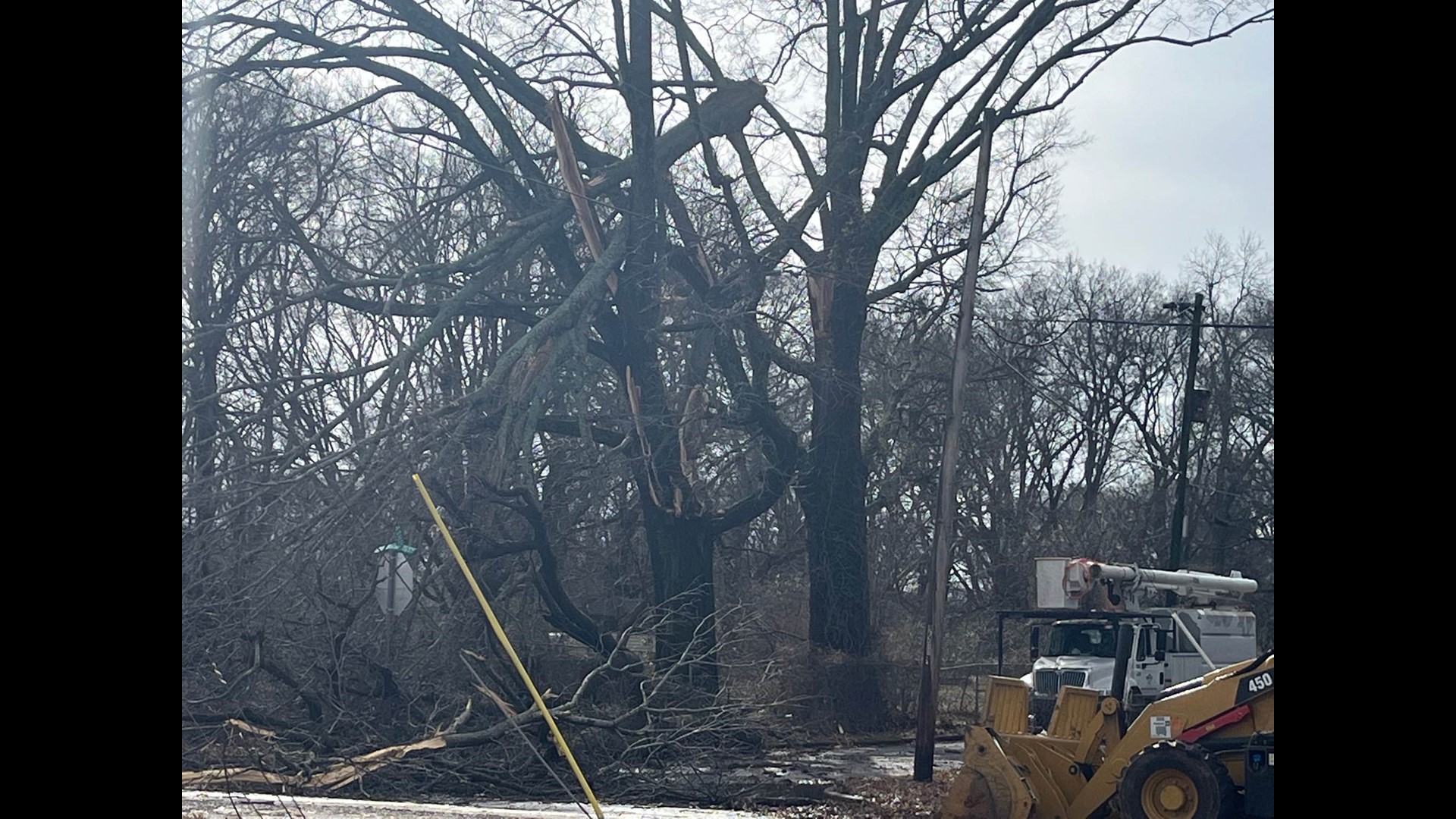 Severe weather update | Storm damage, school/business reports ...