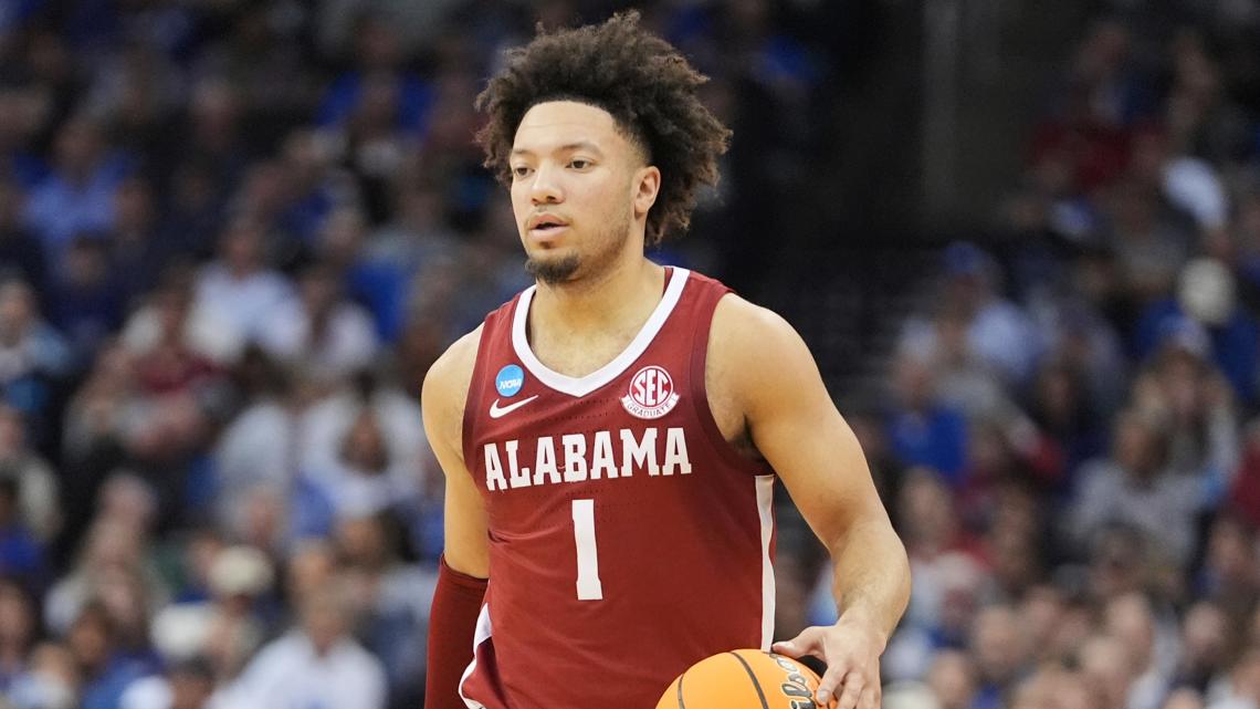 Muscle Shoals native Mark Sears signs deal with Milwaukee Bucks ...