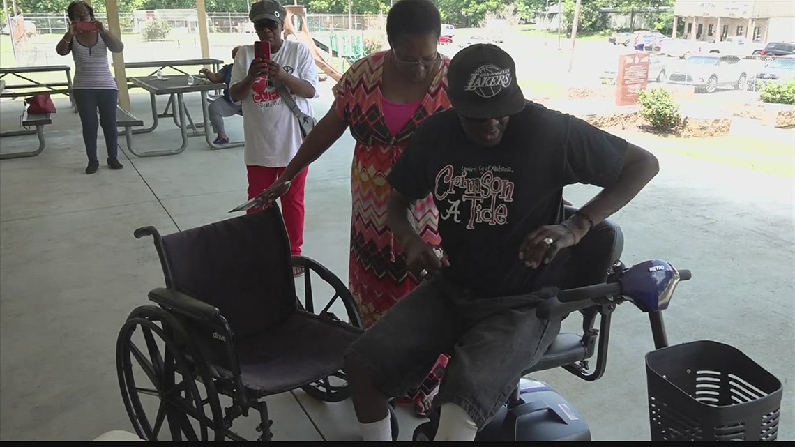 Community bands together to present Athens man a new wheelchair ...