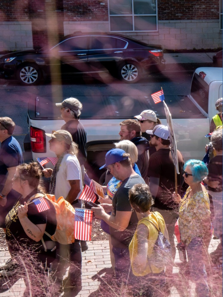 All across Alabama: Thousands turn out for 'No Kings' events ...