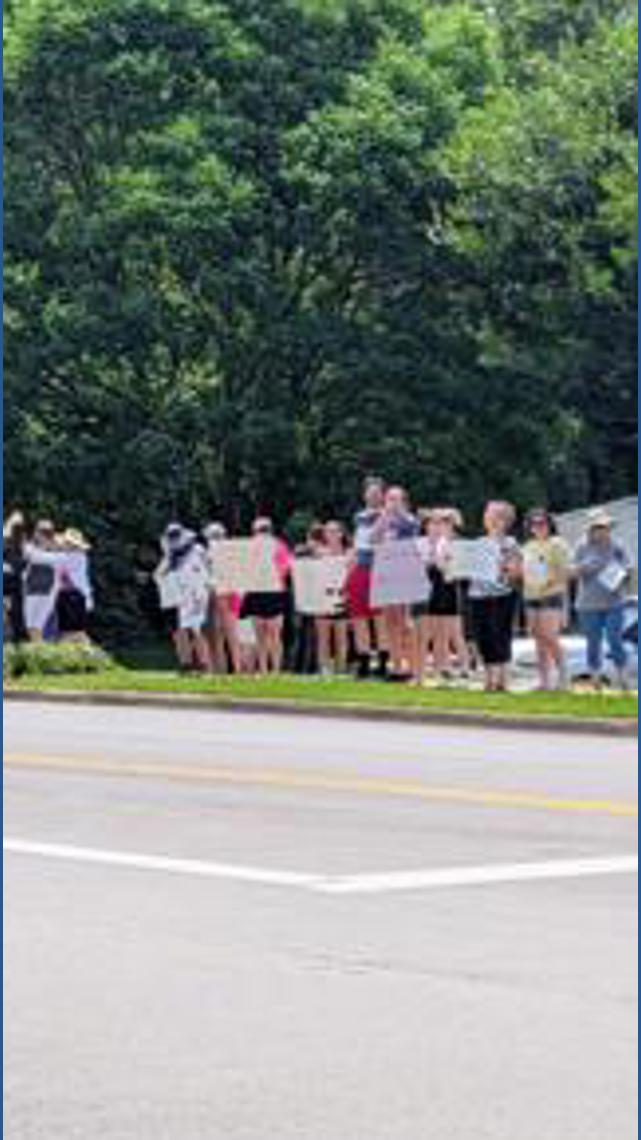 Residents, others demonstrate against potential culling of geese in ...
