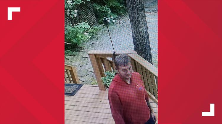 Colbert County Sheriff seeks help finding burglary suspect who escaped ...