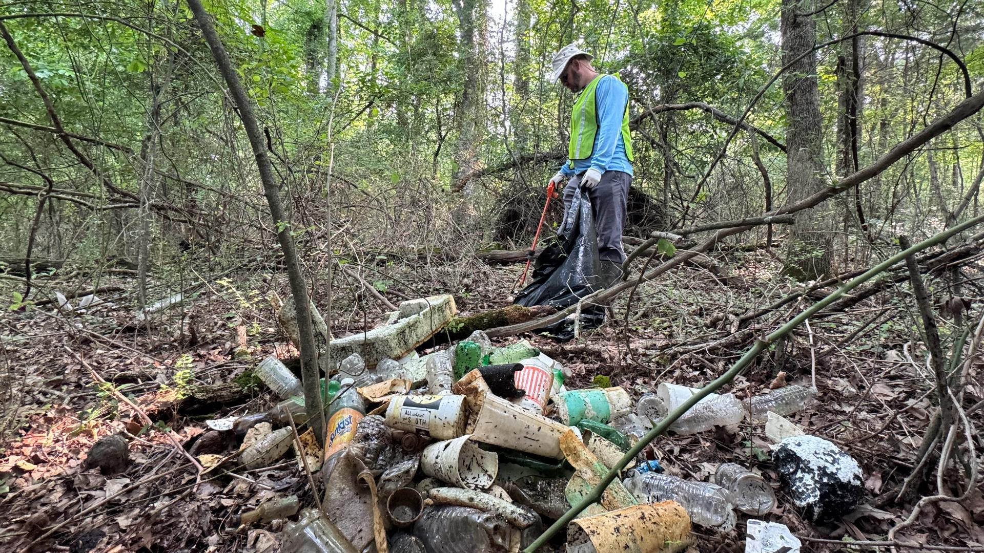 Volunteers remove 280 pounds of trash from Wheeler Wildlife Refuge ...