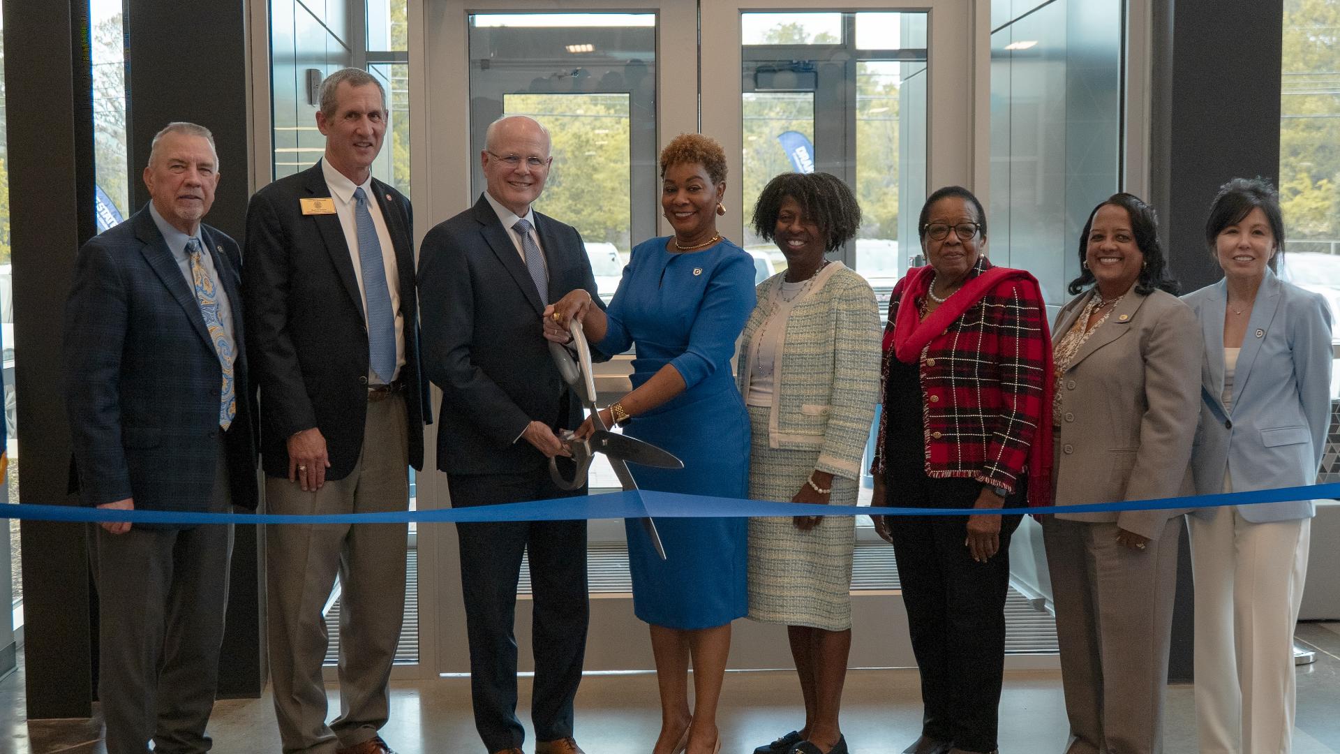 Drake State opens advanced training complex for tech careers ...