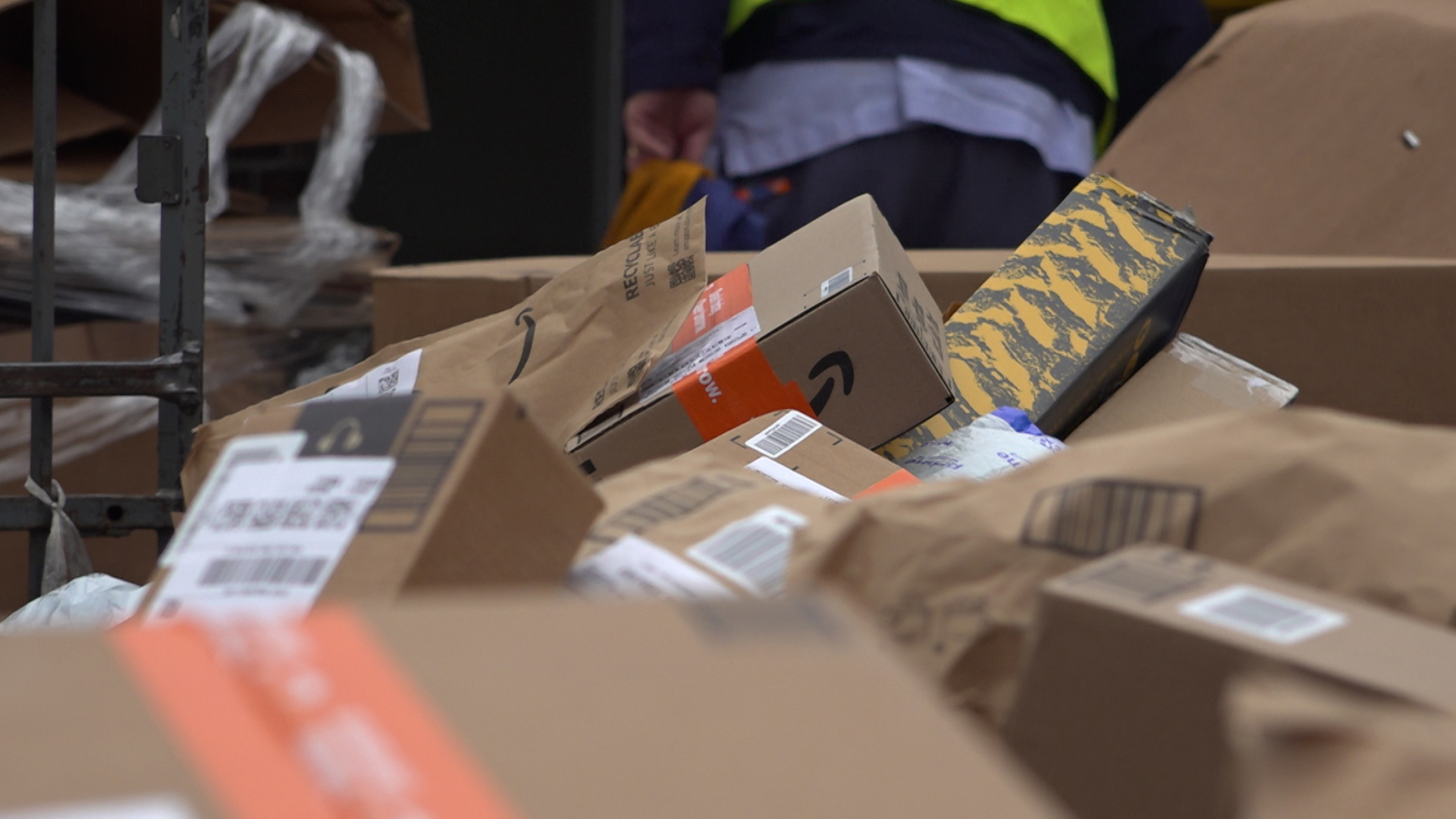 Widespread mail delays prompt congressional action | rocketcitynow.com