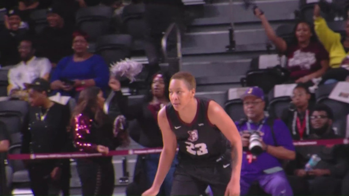 Davenport leads Lady Bulldogs past Alcorn State in a 76-34 win ...