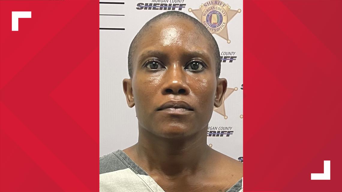 Decatur resident allegedly attacked elderly neighbor with hammer ...