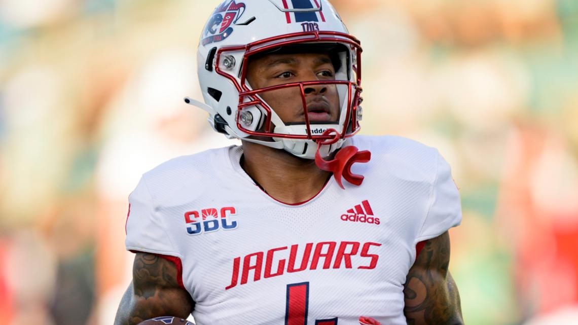 Louisville receiver Caullin Lacy expected to miss 6 to 8 weeks with broken collarbone ...