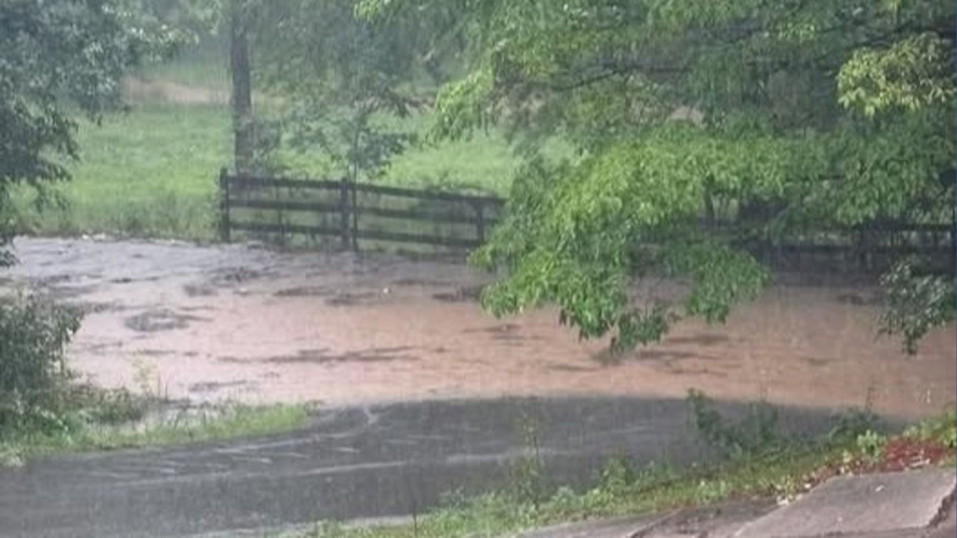 Water across roads, entering some homes as flooding hits Tennessee ...