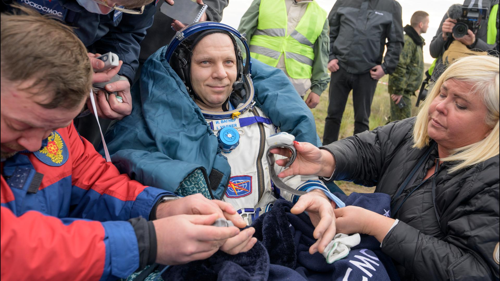 Soyuz capsule returns to Earth from the ISS | rocketcitynow.com